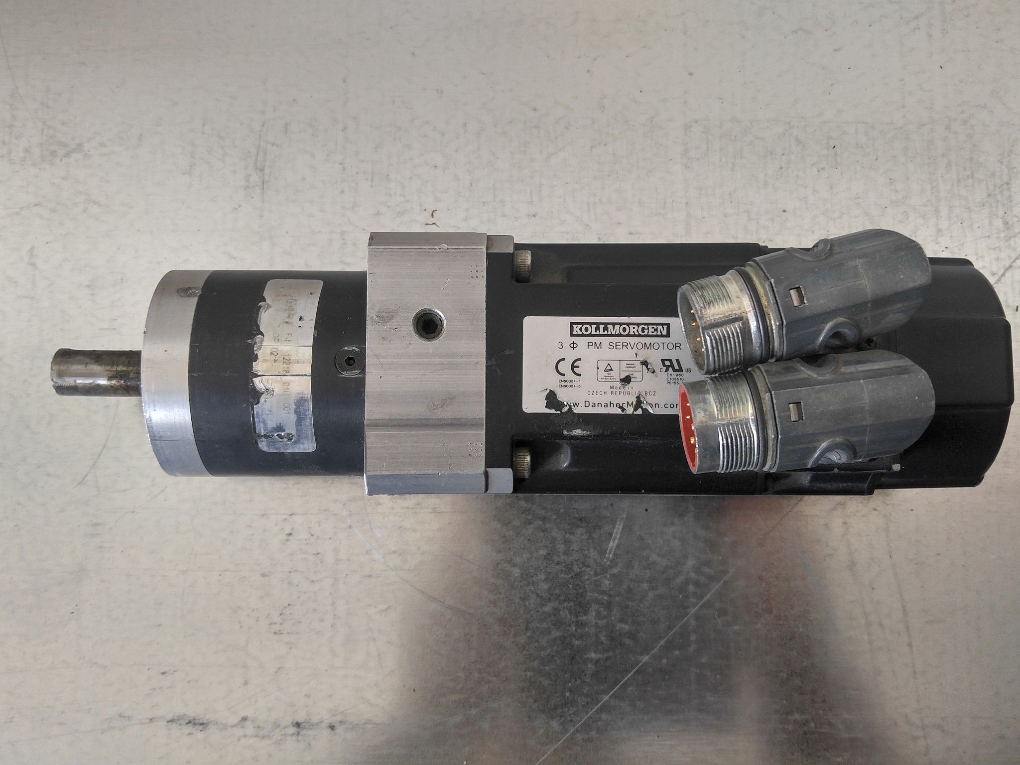 AKM43E-ANC2R-00 KOLLMORGEN AKM serisi 1.14KW servomotor fiyatı,